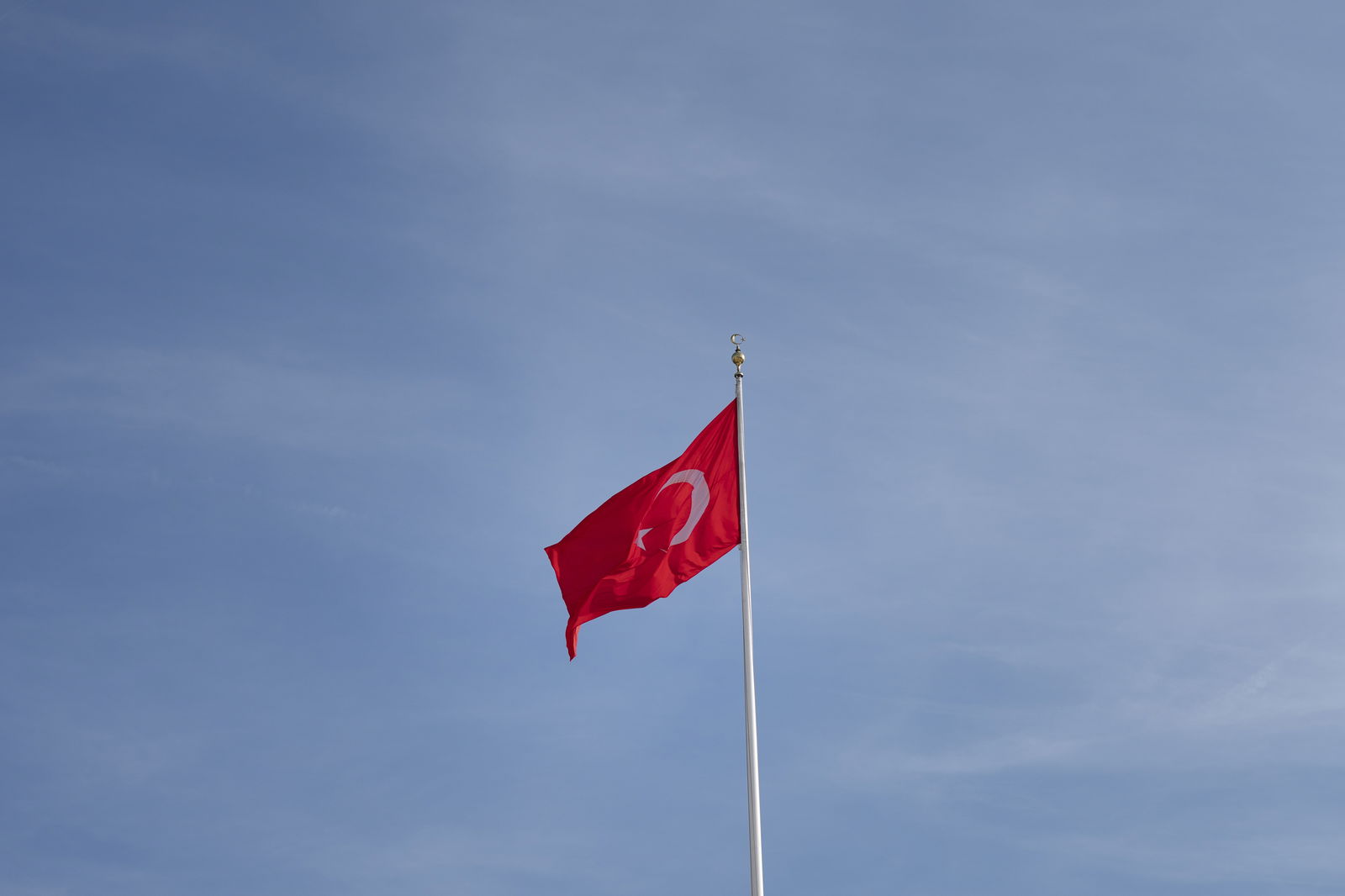 Turkse vrouwen voelen zich onveilig en demonstreren tegen geweld tegen ...