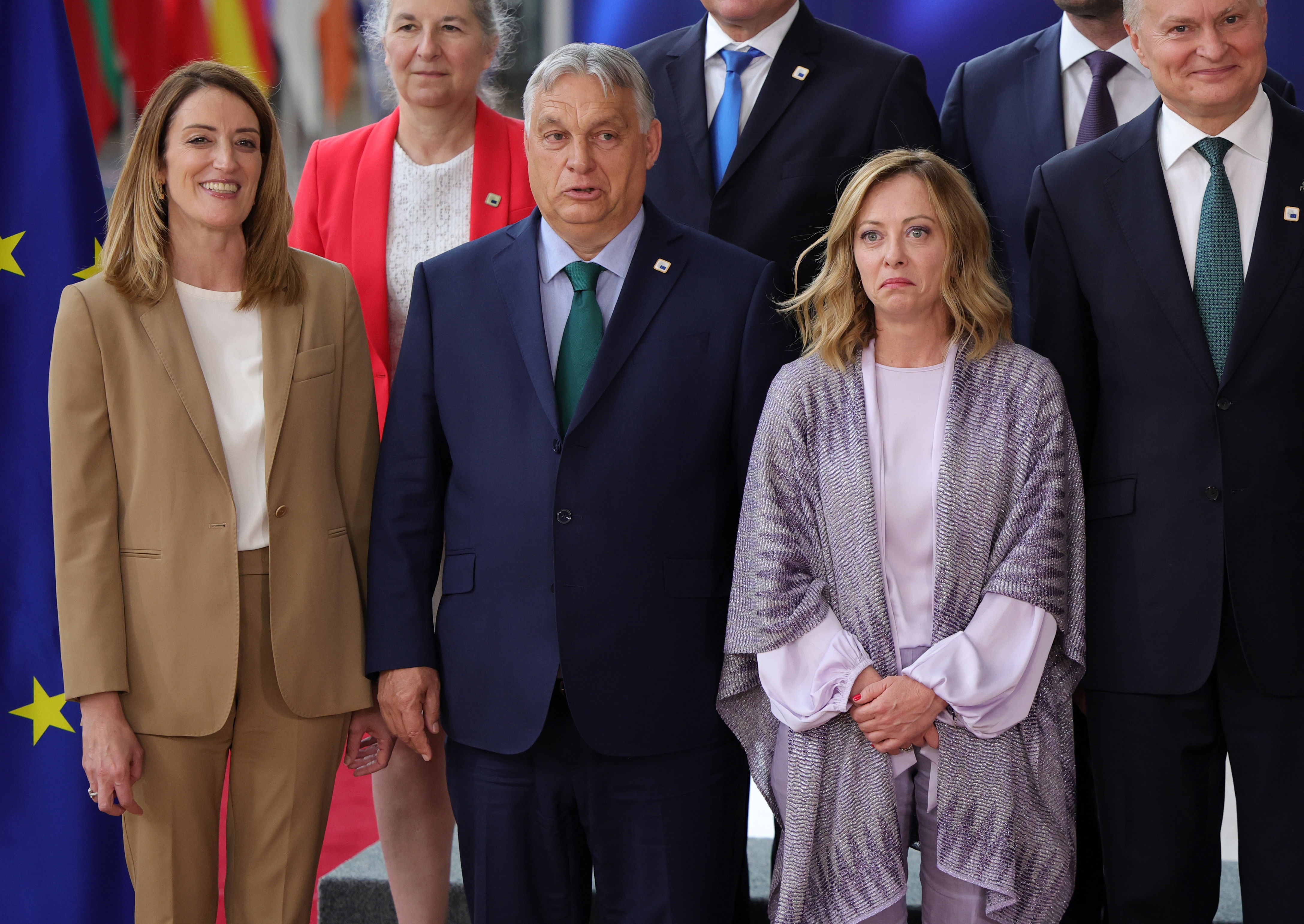 Verdeling van de macht in EU-Top begonnen, Meloni ontevreden | NPO Radio 1