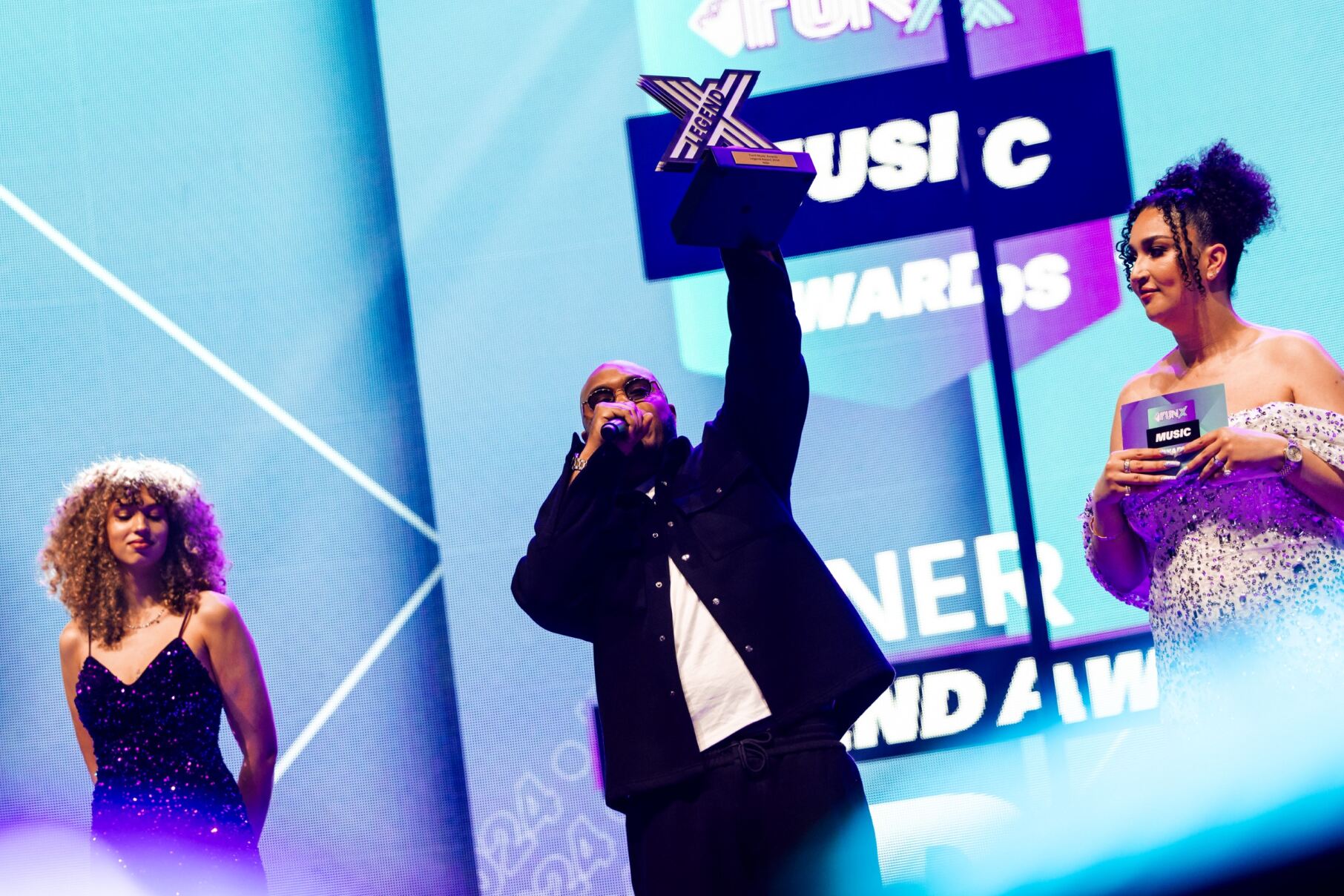 De winnaar van de aller eerste legend award is... ADJE | FunX