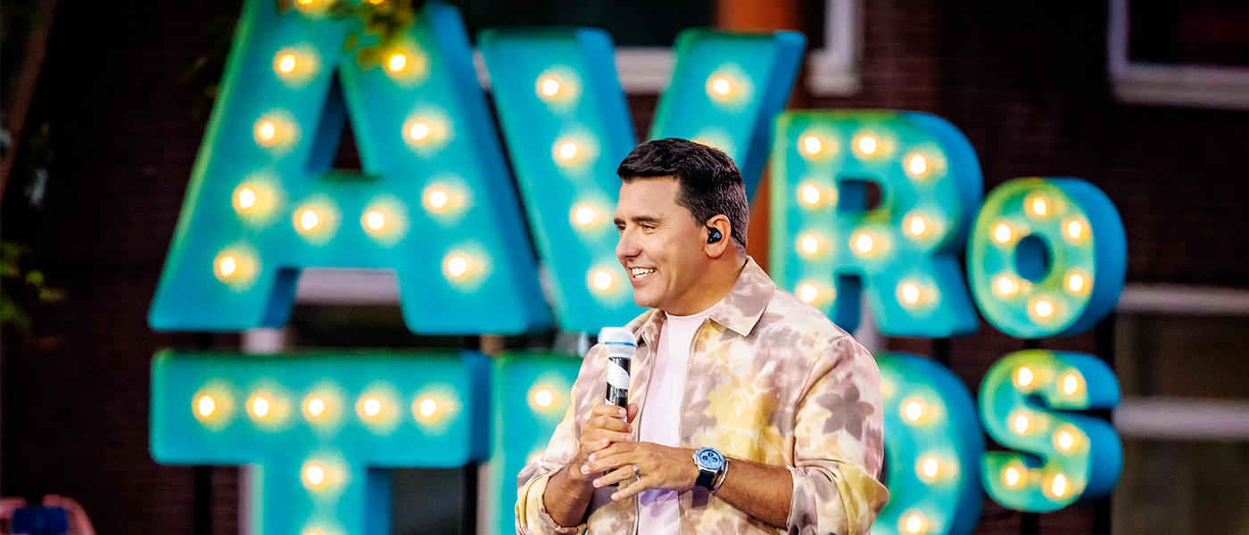 Jan Smit steunt sponsorloop voor vrouw van Jan Paparazzi