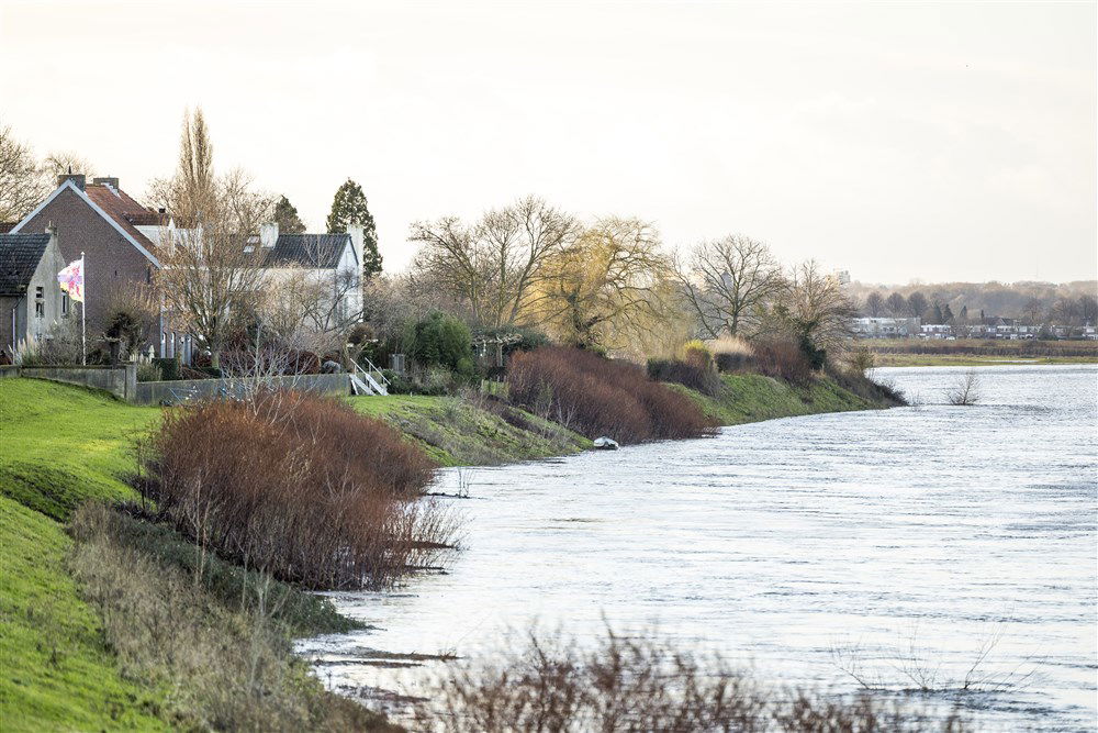 Boek De Maas: Het verhaal van een rivier verschijnt | NPO Klassiek