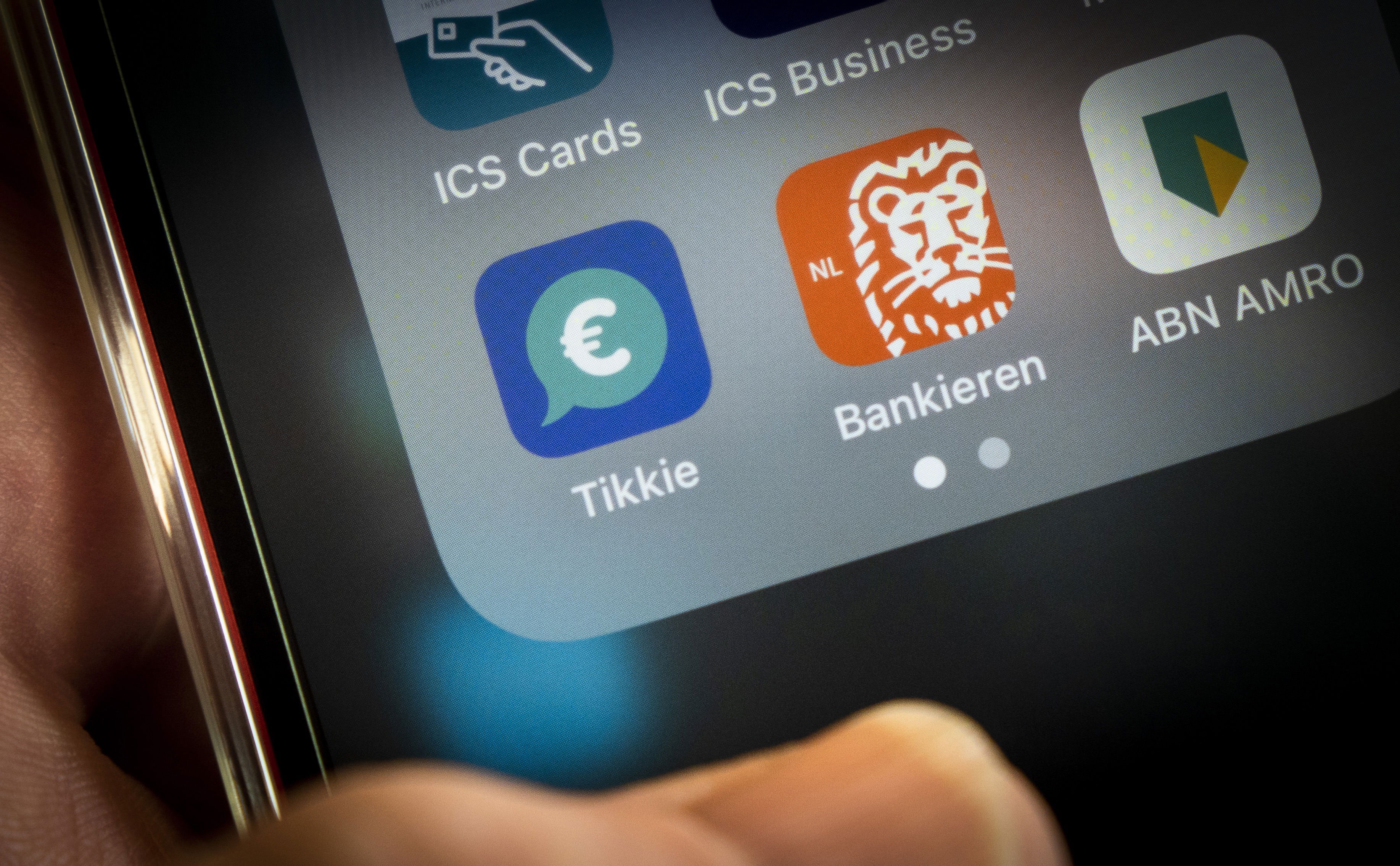 Nibud: Jongeren hebben meer hulp nodig bij geldzaken | NPO Radio 1