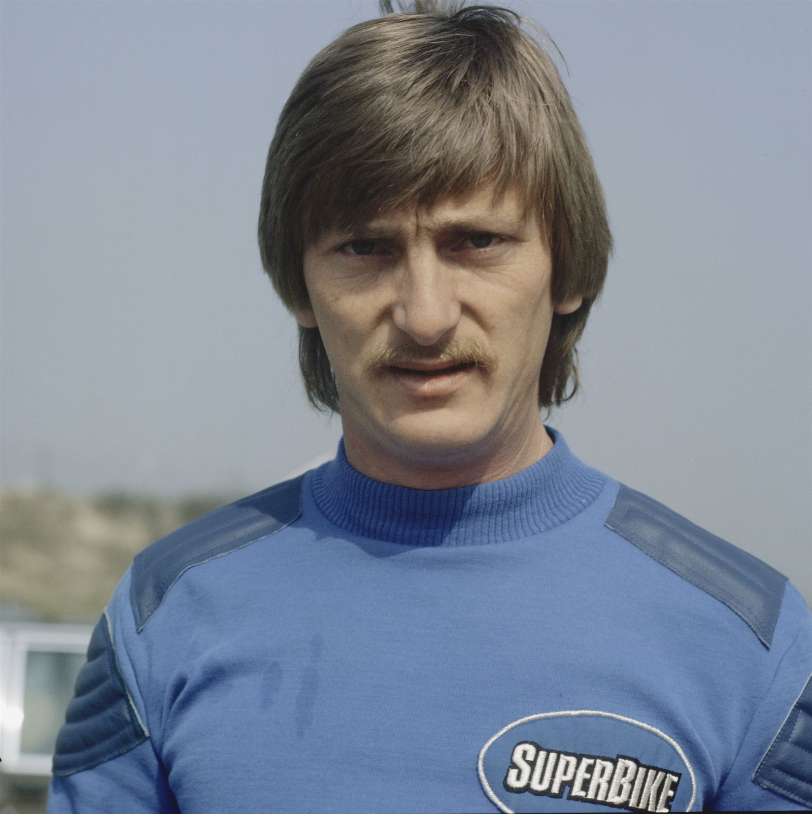 Terug naar Toen: Motorcoureur Jack Middelburg overleden | NPO Radio 1