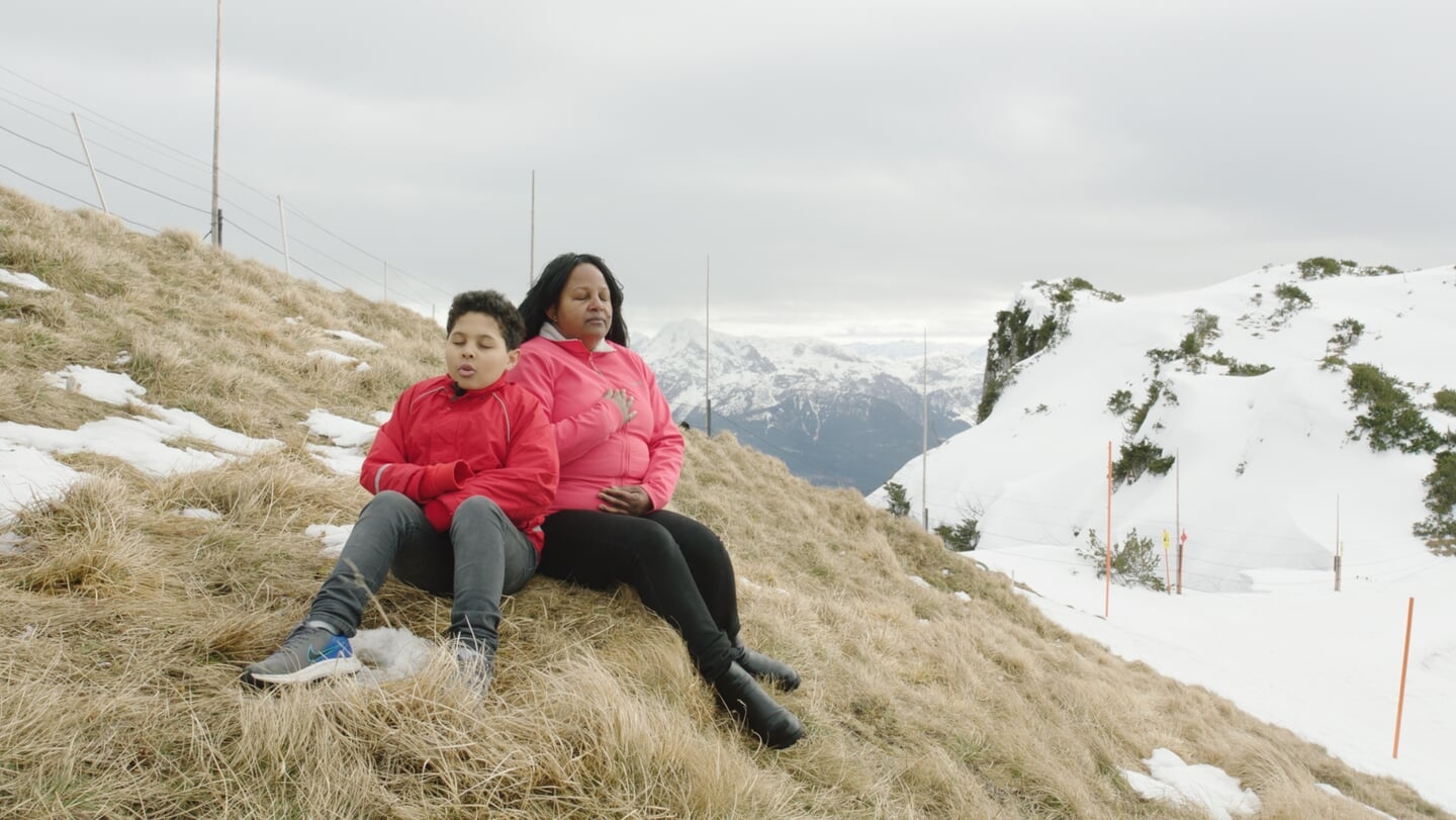 Ademhalen is een worsteling: Sem en zijn ouders verhuizen naar plek met ...