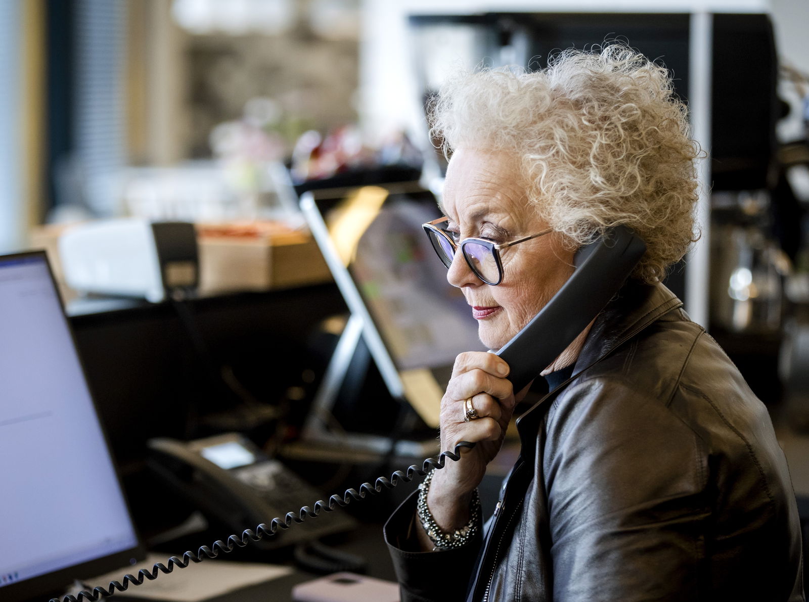Steeds meer 65-plussers zijn aan het werk, wat betekent dat voor de ...