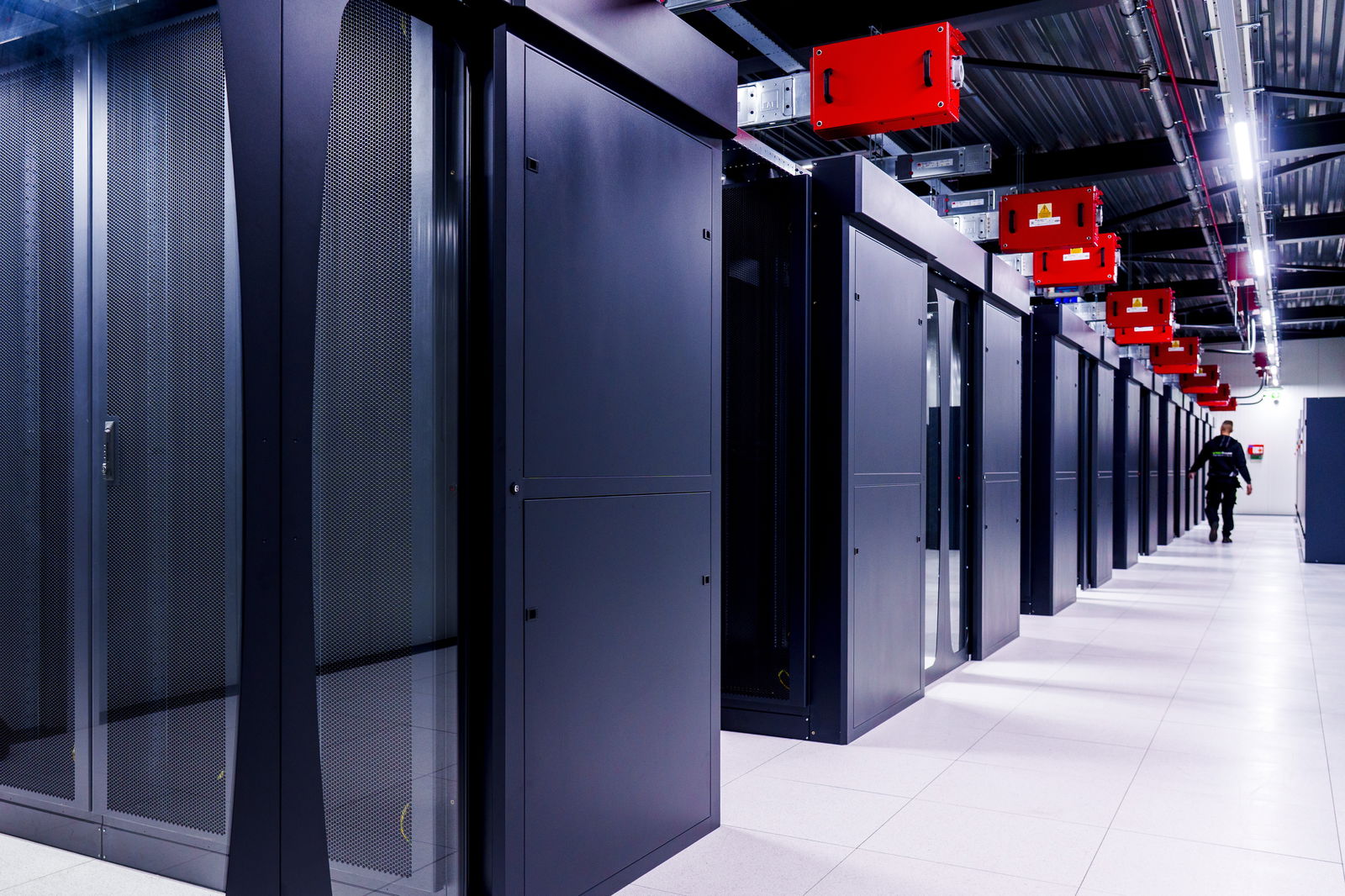 Datacenters zijn van vitaal belang voor onze economie | NPO Radio 1