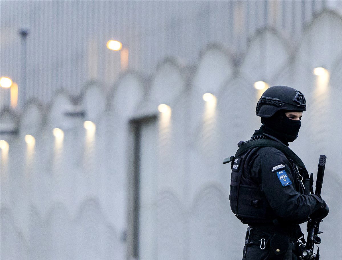 Stand.nl: 'Er moet zo snel mogelijk een advocaat voor Taghi komen ...