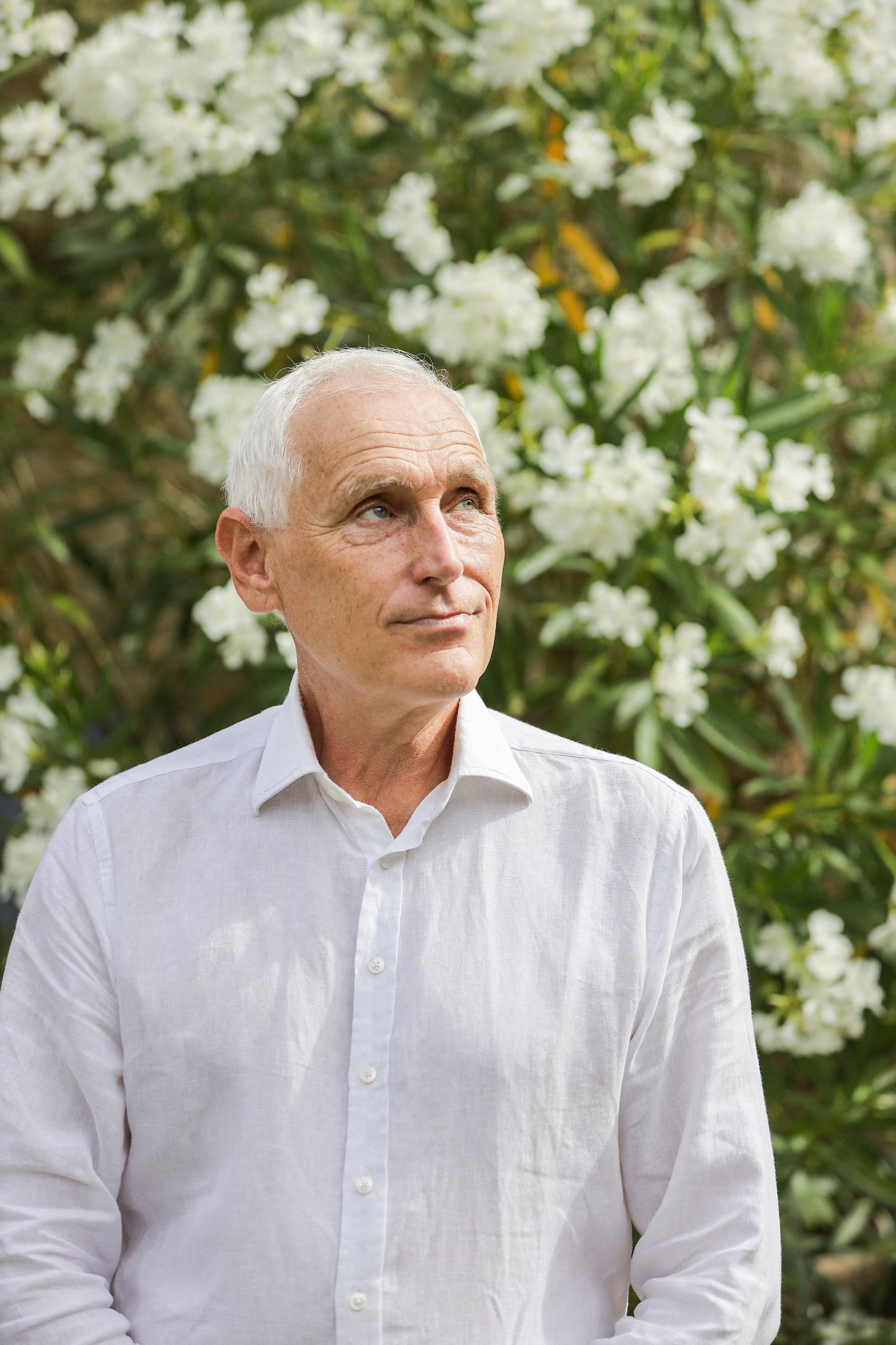 Arthur Japin brengt een ode aan honden in het museum | NPO Radio 1