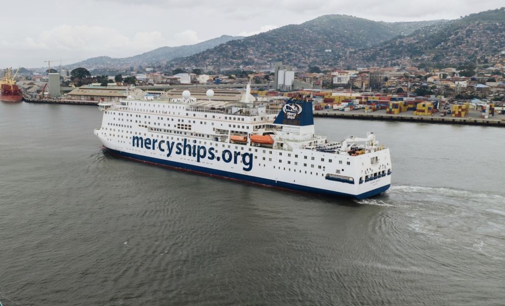 EO-Metterdaad in actie voor Mercy Ships: medische zorg voor Sierra ...