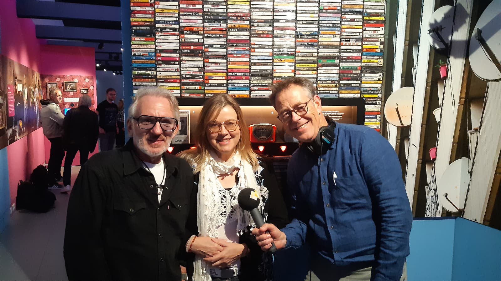 Simone Walraven en Jeroen van Inkel over uitzendingen vanaf de Firato ...