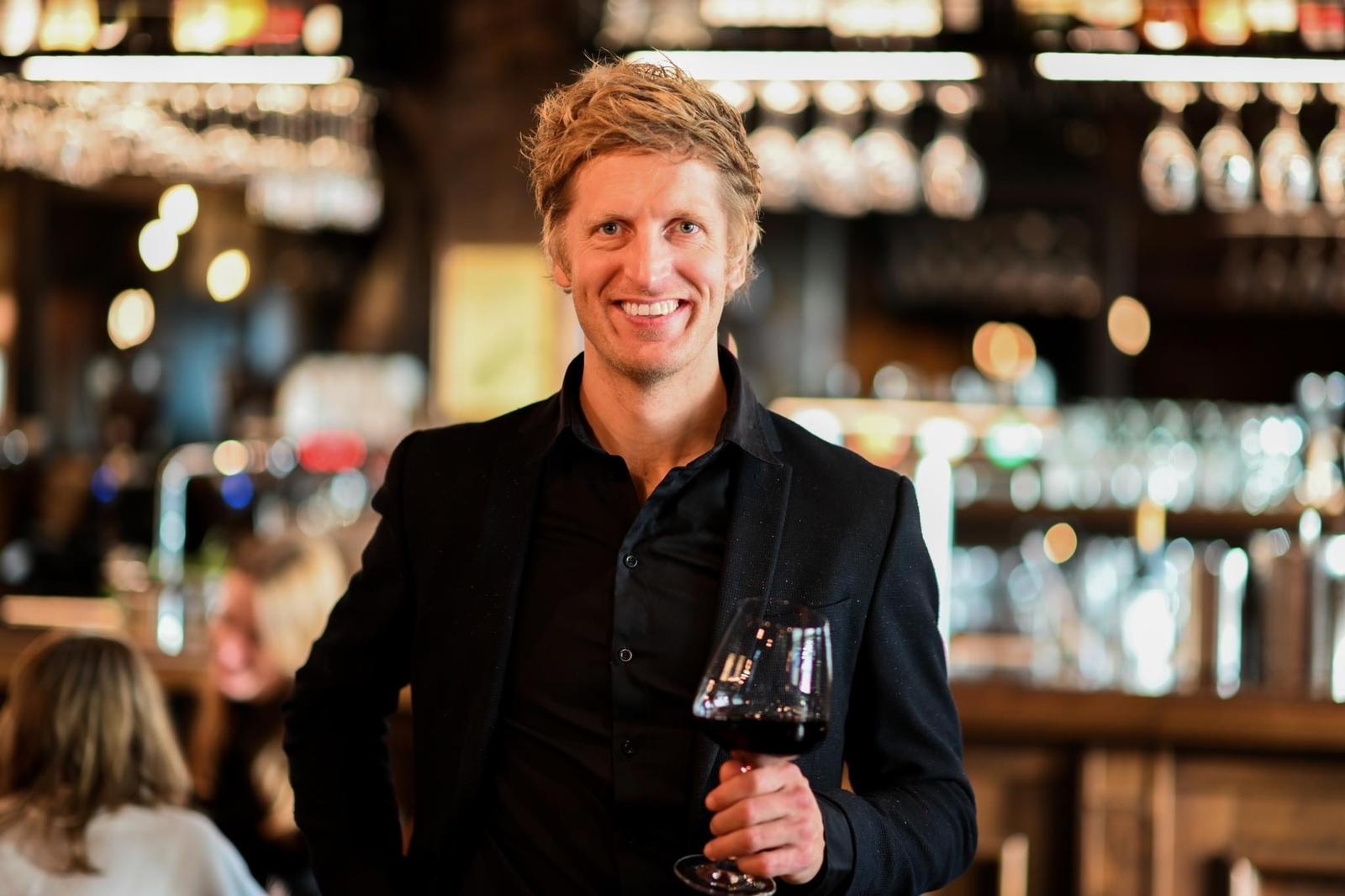 Evert Smit brengt een ode aan Volendam | NPO Radio 1