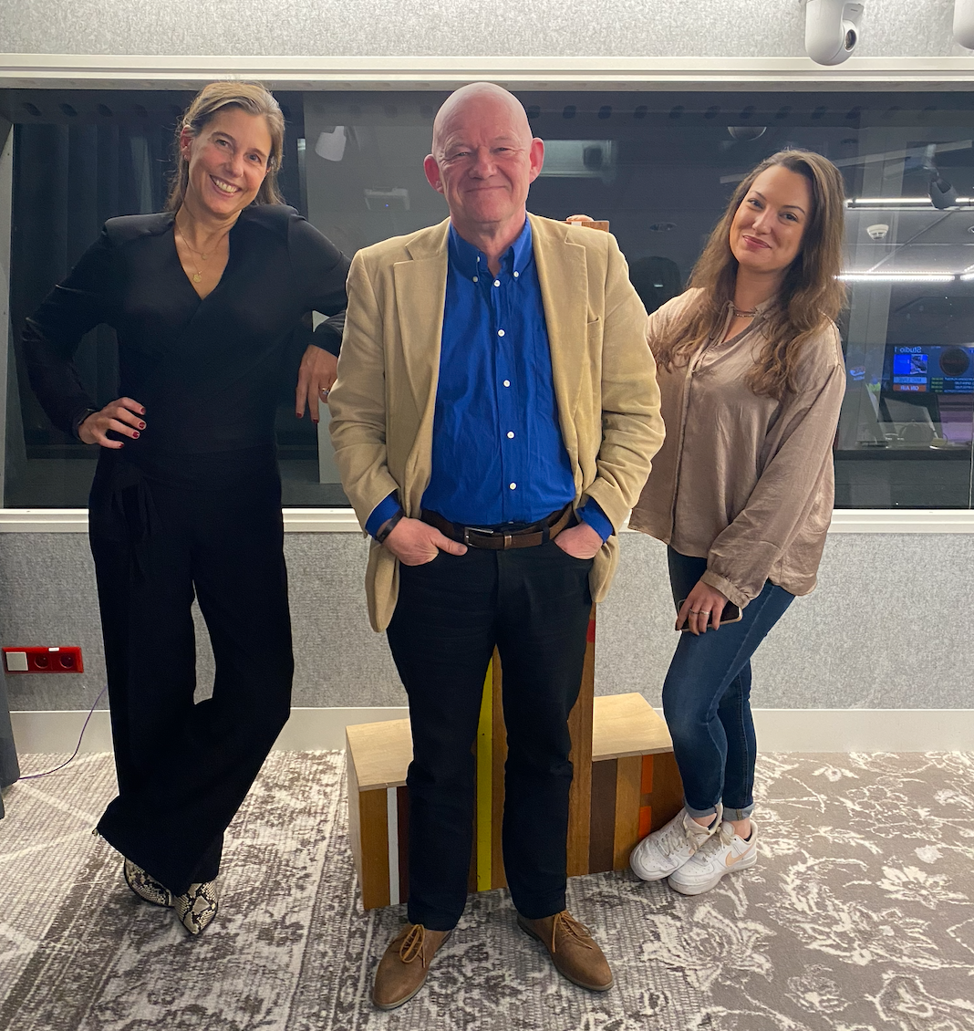 het nieuwsforum met Wim Berkelaar, Floor Bremer en Elif Isitman | NPO ...