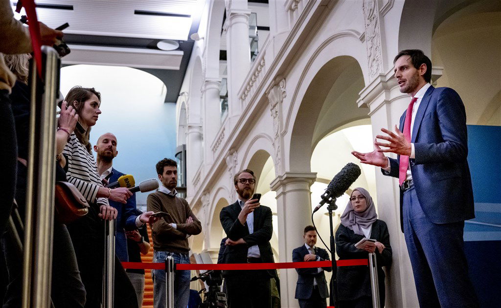 Commentator Kees Boonman neemt de politieke week door | NPO Radio 1