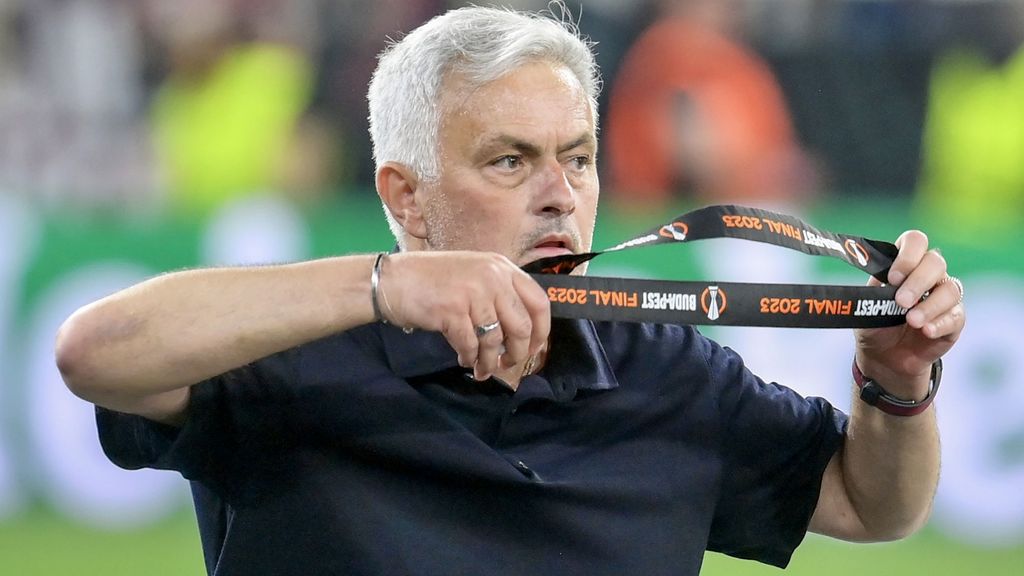 'Er moeten straffen komen voor wangedrag tegen scheidsrechters' | NPO ...