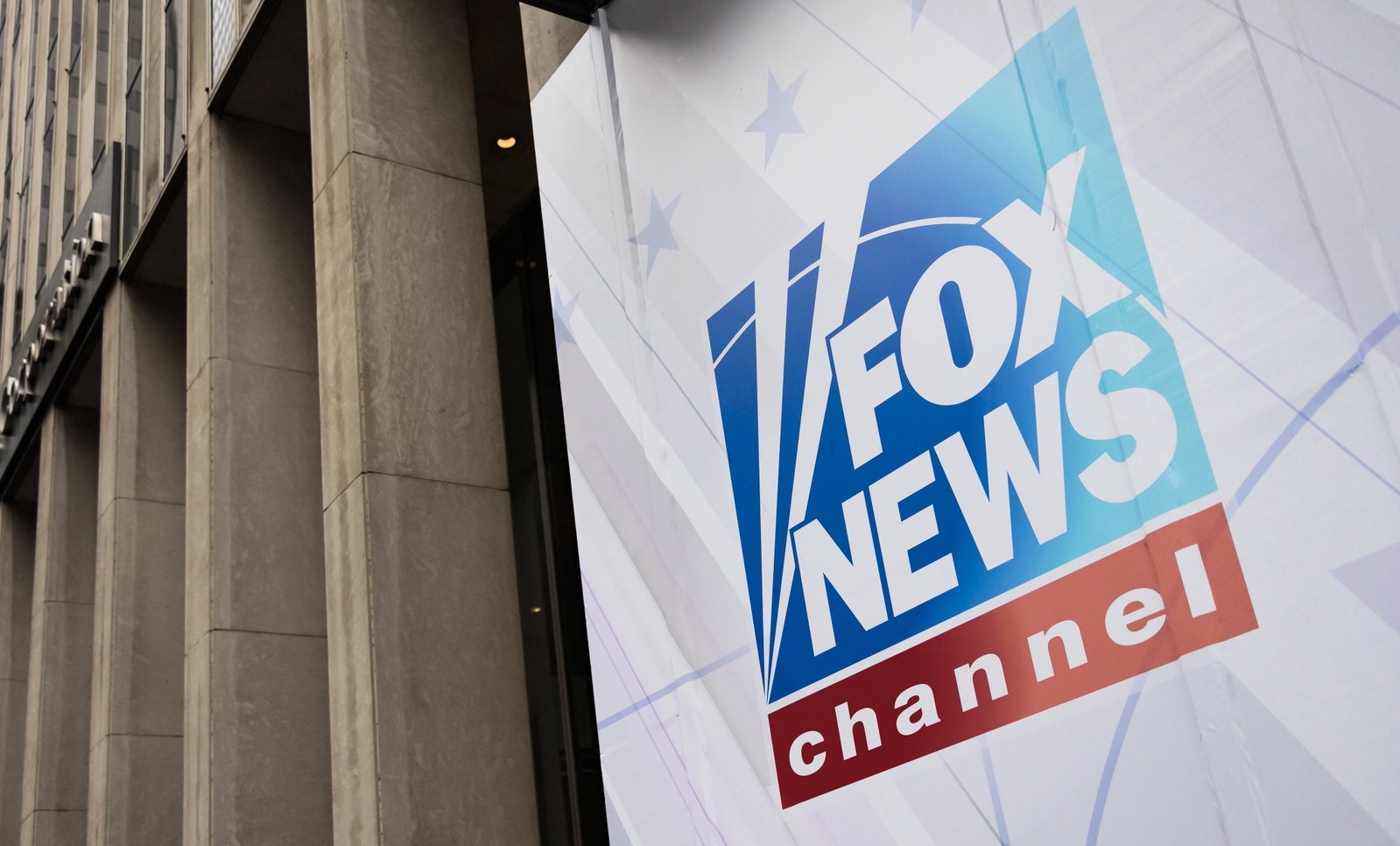 Machtige nieuwszender Fox News verschijnt voor de rechter om leugens ...