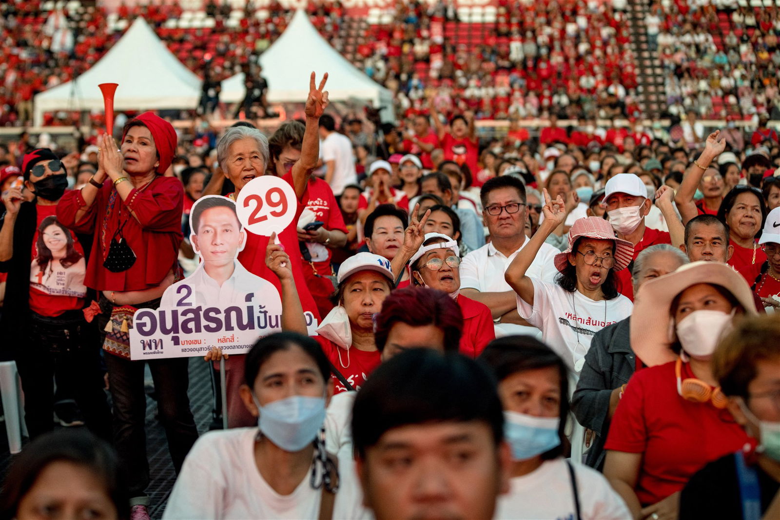 Thaise oppositie slaat handen ineen | NPO Radio 1