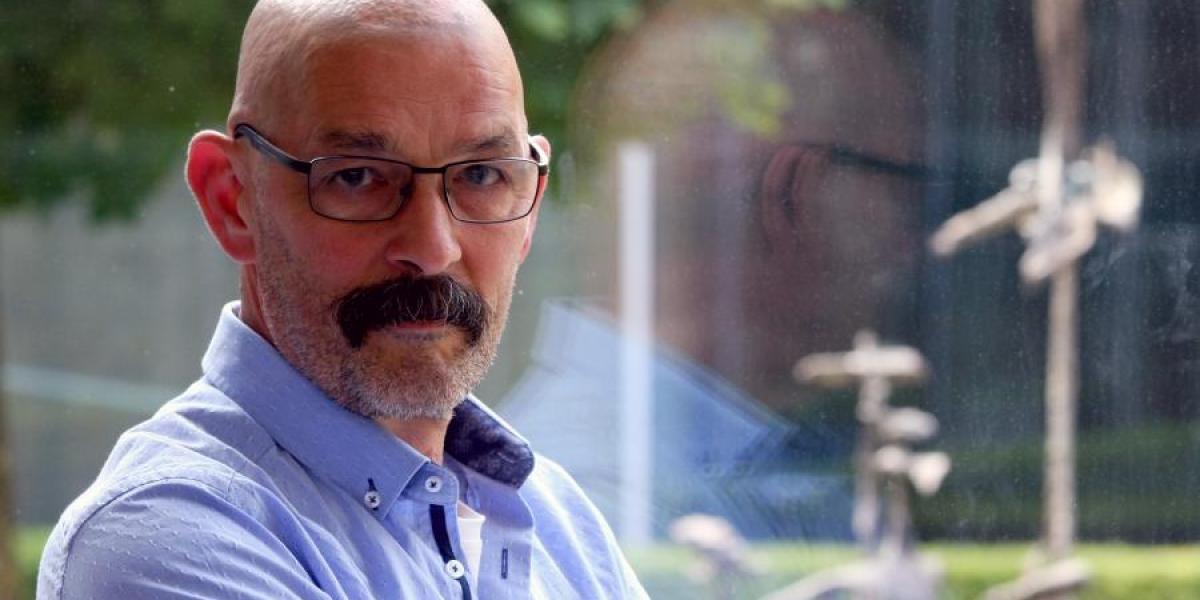 Sjaak Kroon over carnaval als redding van het dialect | NPO Radio 1