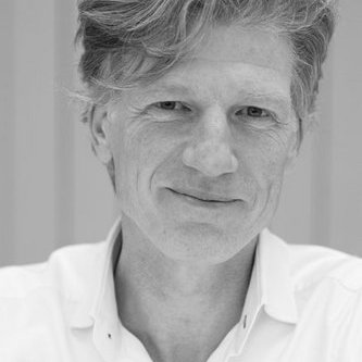 Sander Knol van Xander Uitgevers vertaalde de razend populaire ...