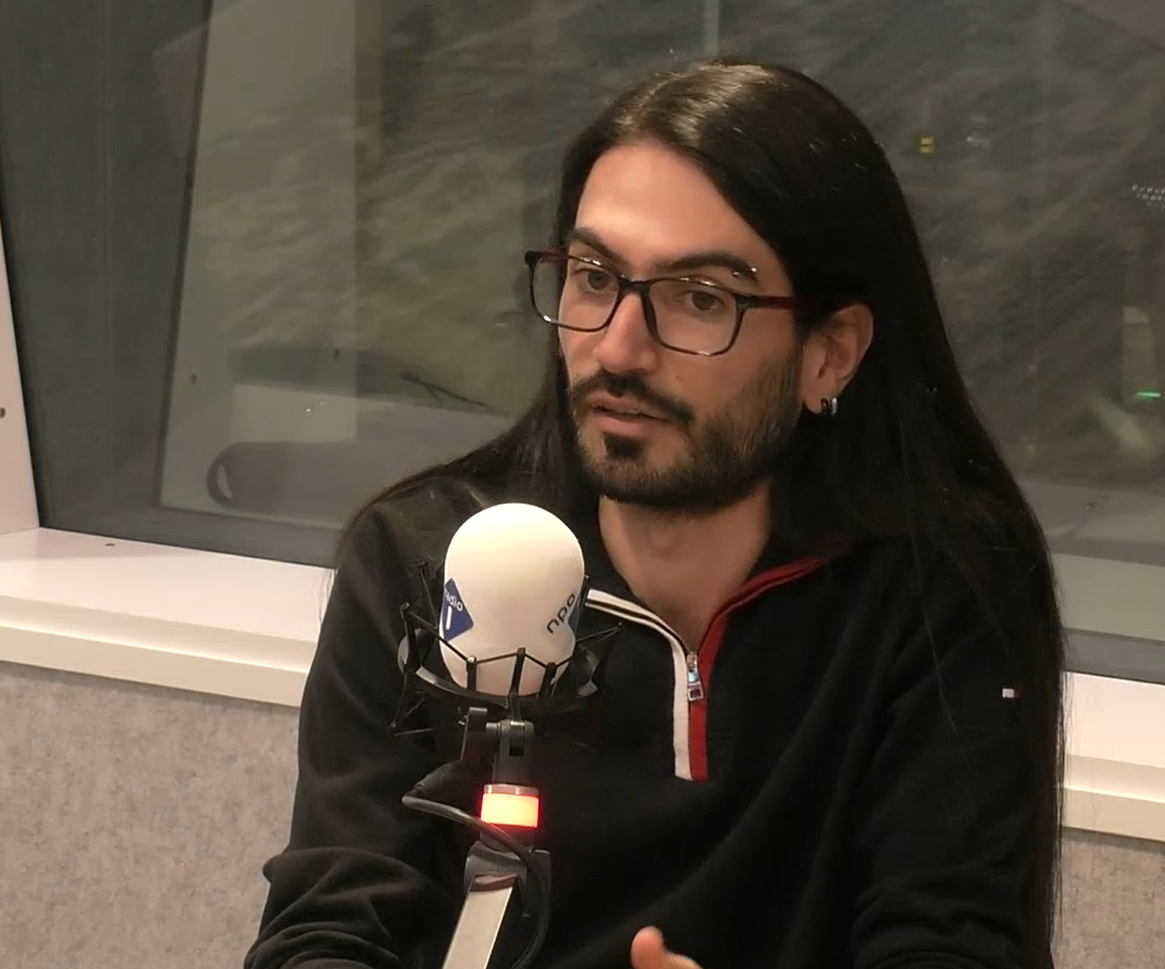 Gevluchte Syriër: 'Hamas is het broertje van IS' | NPO Radio 1