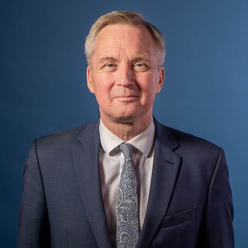 Maatregel vertraging gezinsvereniging voorlopig vervallen | NPO Radio 1