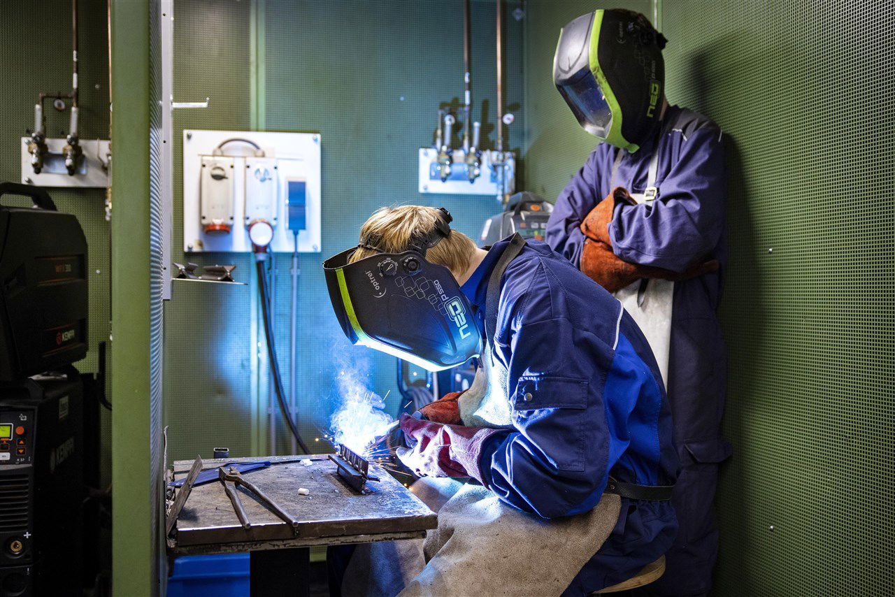 Moet er een numerus fixus bij mbo-opleidingen komen? | NPO Radio 1