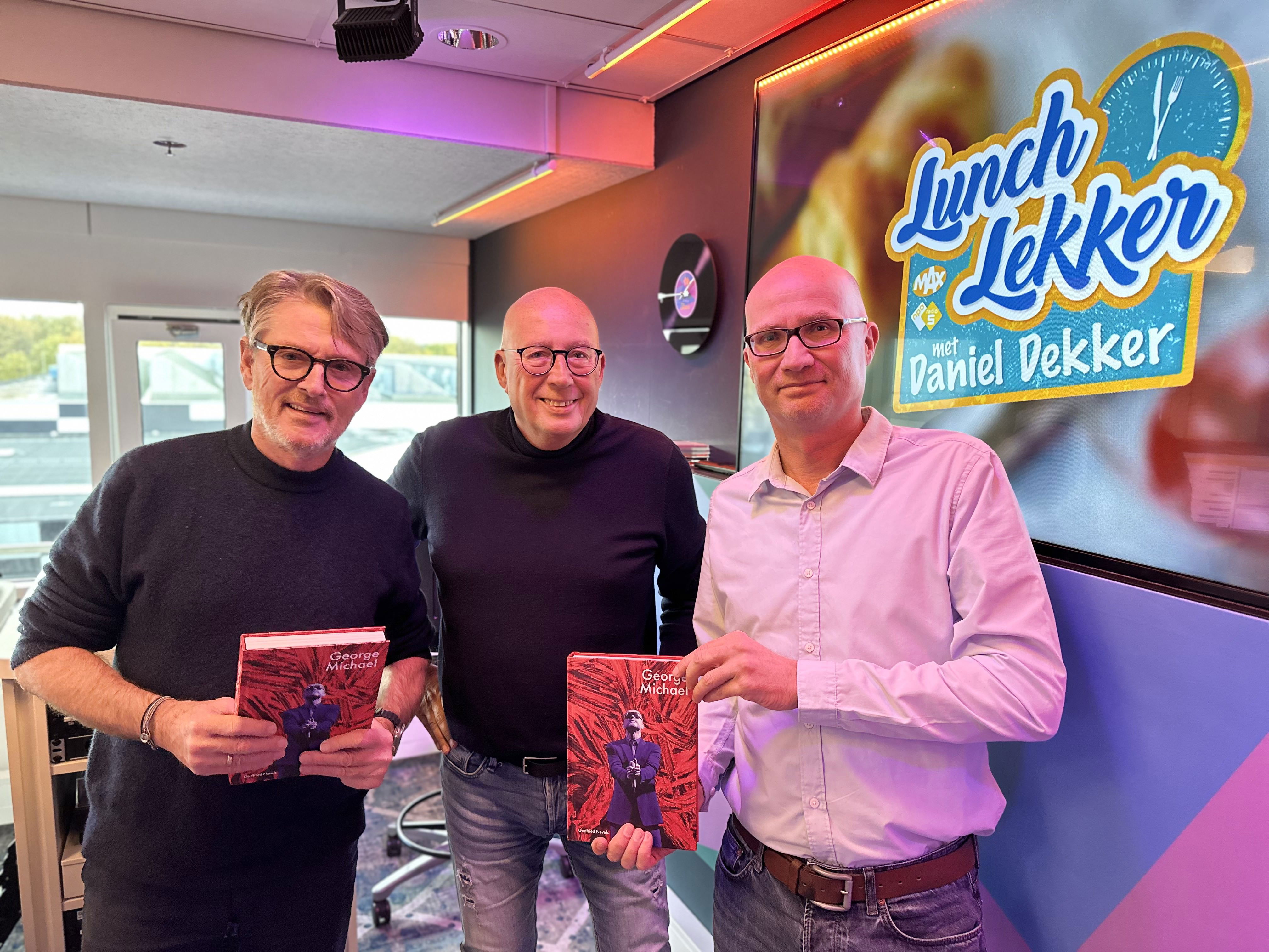 Godfried Nevels reikt eerste boek over George Michael uit aan Erik de ...