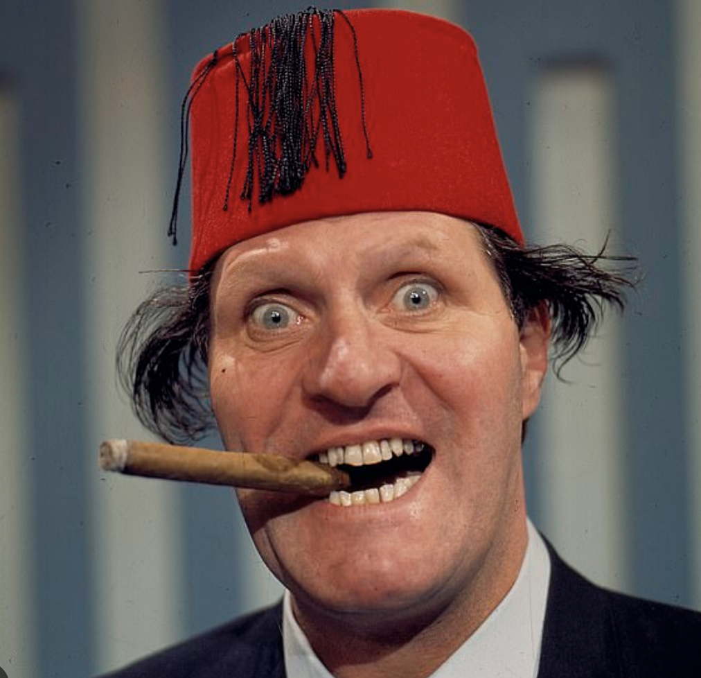 1984 - Tommy Cooper op 64-jarige leeftijd overleden | NPO Radio 5