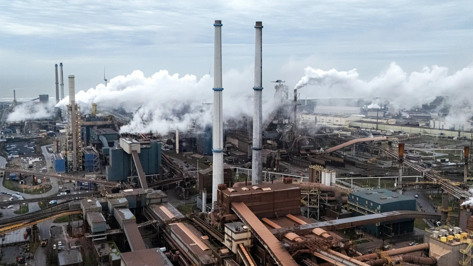 Tata Steel krijgt 2 miljard subsidie, is dat wel een goed idee? | NPO ...