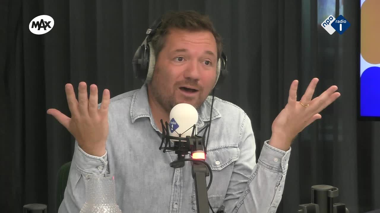 Klaas van der Eerden over zijn nieuwe theatershow 'Blijven Drijven ...